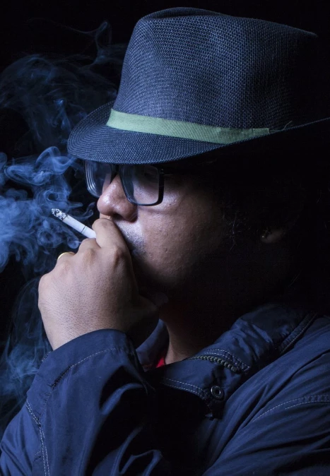 Portrait Photographer Zwe Nyi Htet (ZweNyiHtet). Yangon (Myanmar)