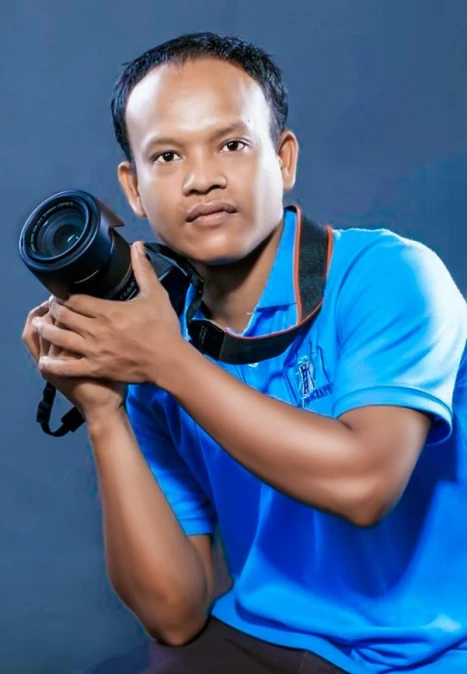 Portrait Photographer Ye Naing Tun (Amaetharlay). Yangon (Myanmar)